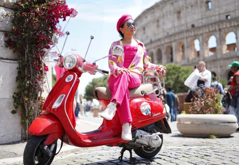 Vespa - Wine and Photography service in Rome - Key Points