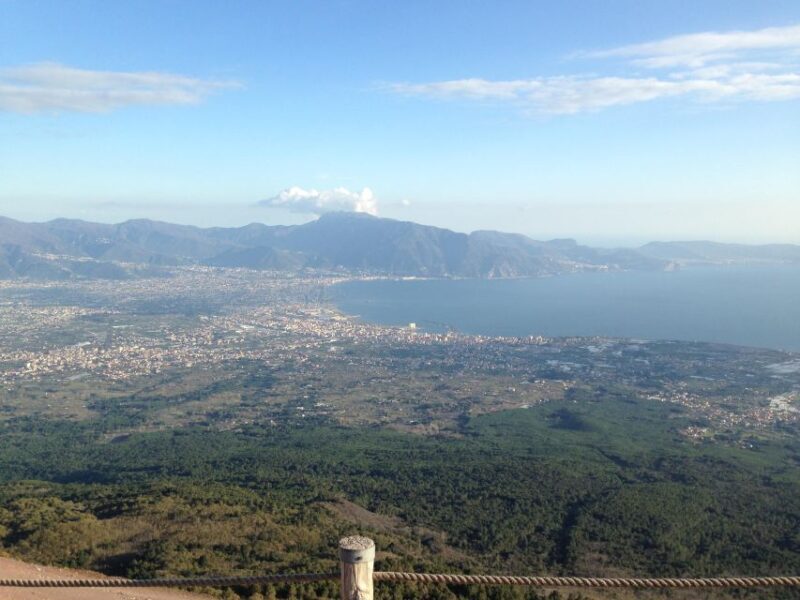 Vesuvio: 3h trekking tour with volcanological guide - The Balance of Value and Experience