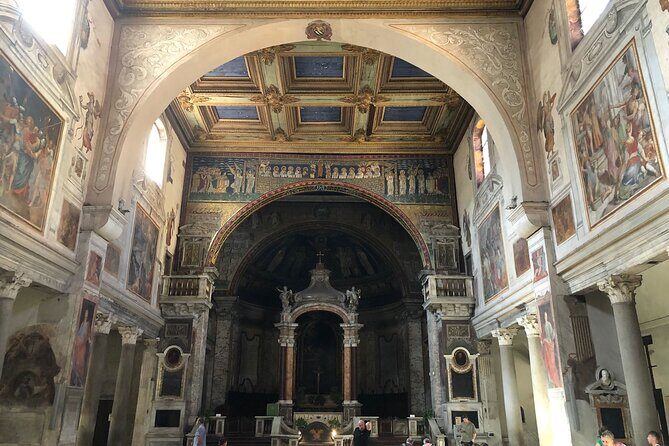 Via Crucis Catholic Pilgrim Walking Tour in Rome - Why This Tour Is Worth Your Time