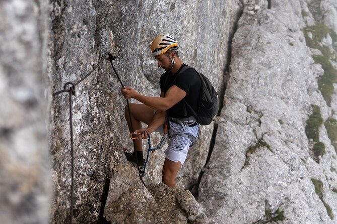 Via Ferrata Set-Equipment Rent - FAQs about the Via Ferrata Set Equipment Rental