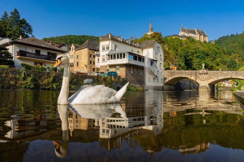 Vianden: Captivating Guided Walking Tour - Key Points