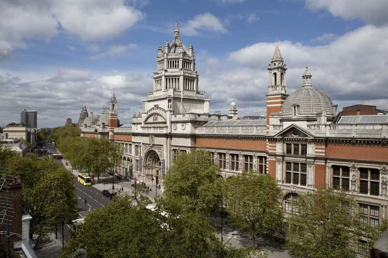 Victoria and Albert Museum London Private Guided Tour 3 hour - Additional Practical Details
