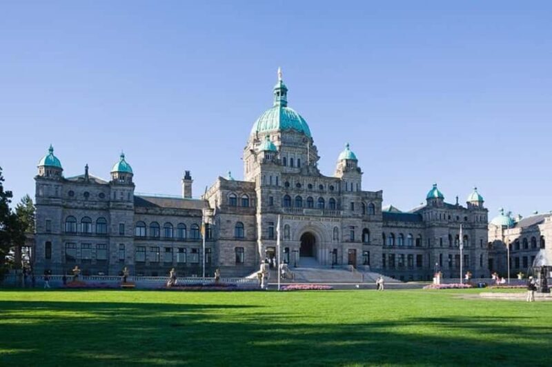 Victoria: Butchart, Harbor, Mile Zero Small Group Max12 Tour - The Itinerary in Detail