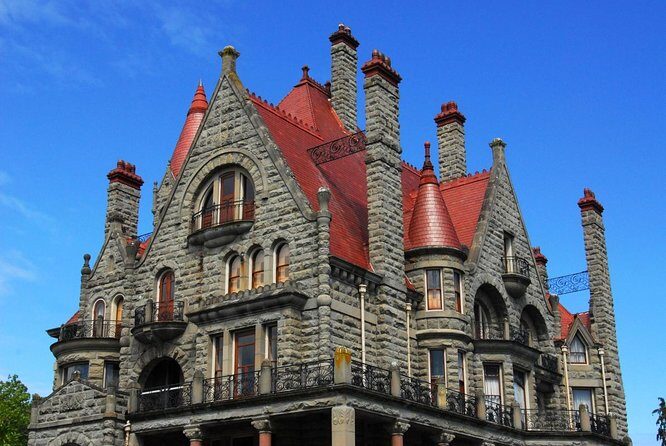 Victoria City Highlights Bike Tour - Castle, Hoods & Legends - Practical Considerations and Tips
