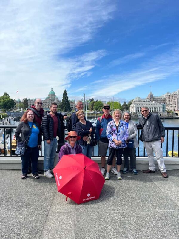 Victoria: City Highlights Walking Tour | 3-Hour - Key Points