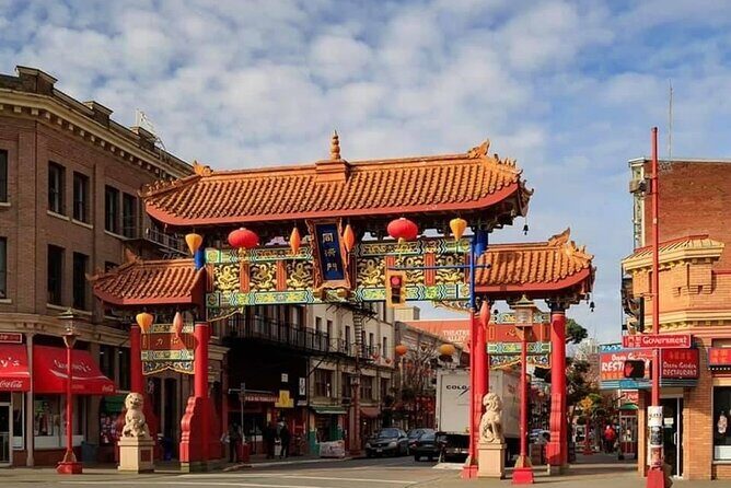 Victoria Day trip with Butchart Garden and Malahat Skywalk - A Deep Dive into the Tour Itself