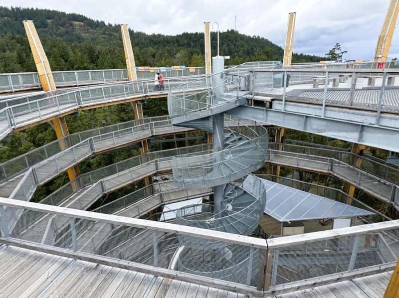 Victoria: Malahat SkyWalk, Castle, and Wharf Tour - Transportation and Comfort