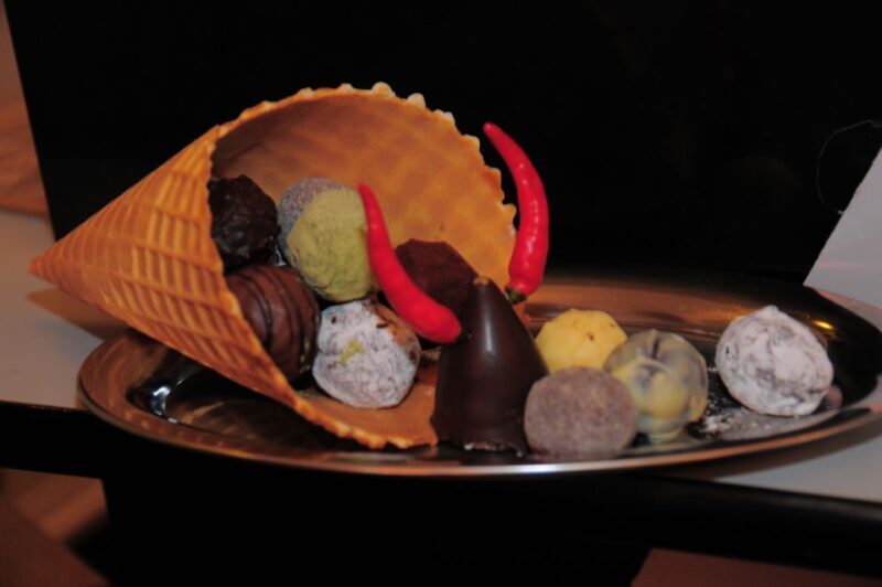 Vienna: 2.5-Hour Viennese Coffee, Cake, and Chocolate Tour - A Closer Look at the Tour Experience