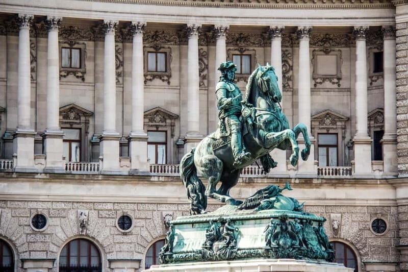 Vienna: 2 Hours Sightseeing Walking Tour - The Experience in Detail