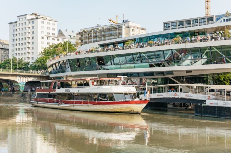 Vienna: 3-Course Evening Dinner Cruise - A Closer Look at the Experience