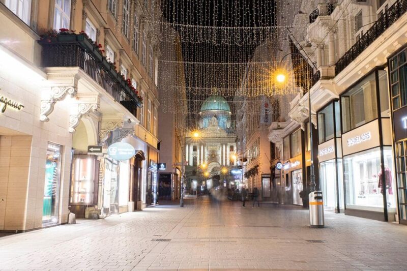 VIENNA AT NIGHT: Photo Tour of the Most Beautiful Buildings - Practical Considerations