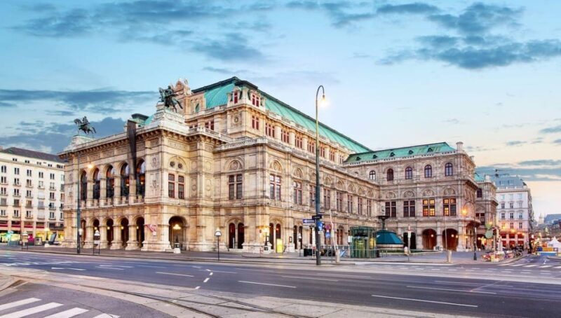 Vienna Audioguide - TravelMate app for your smartphone - Who This Tour is Best For