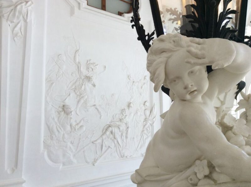 Vienna Belvedere for Kids and Parents: Art Tour with Tickets - Stop 1: The Meeting Point at the Austrian Gallery Belvedere