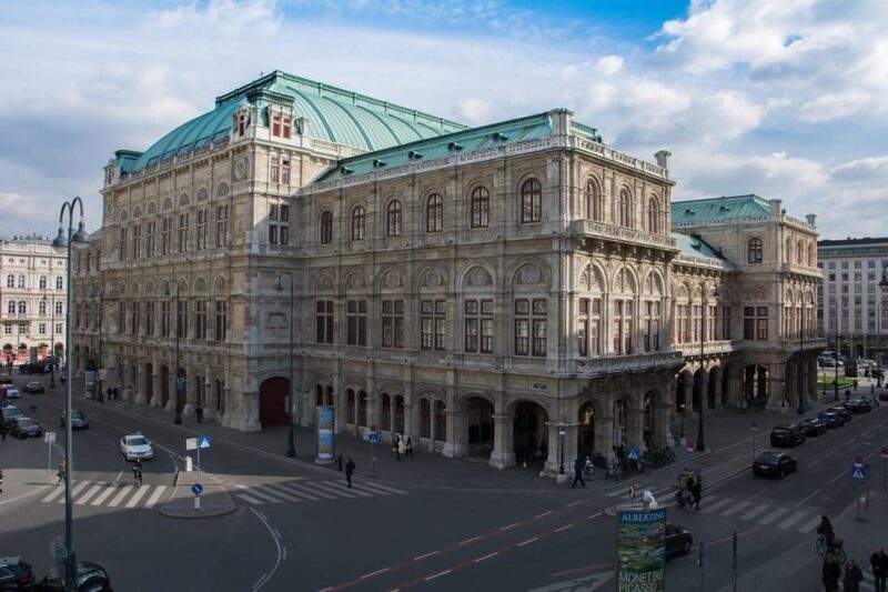 Vienna: Best of Vienna in 2 Hours with a Local - The Realistic View: Benefits and Limitations