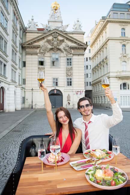 Vienna City Tour and Gourmet Lunch in a Classic Oldtimer - Introduction