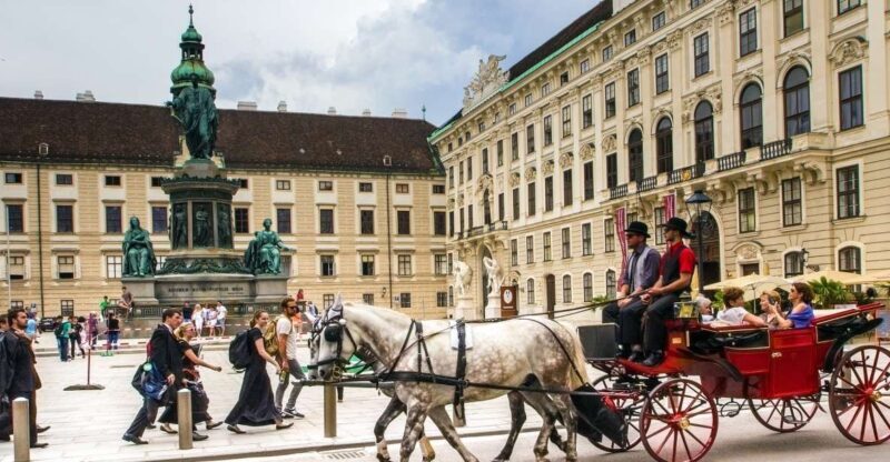 Vienna: Express Walk with a Local in 60 minutes - A Genuine Taste of Vienna in Just 60 Minutes