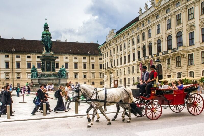 Vienna: Express Walk with a Local in 60 minutes - FAQ