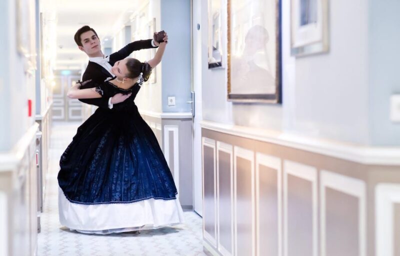 Vienna: Festive Season and New Year's Eve Waltz Workshop - Key Points