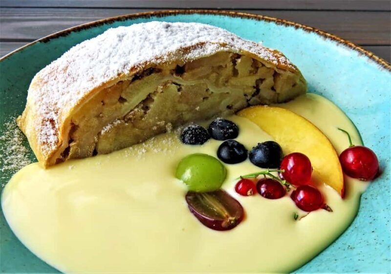 Vienna: Food tasting tour of Hidden Gems (Small Groups) - Key Points