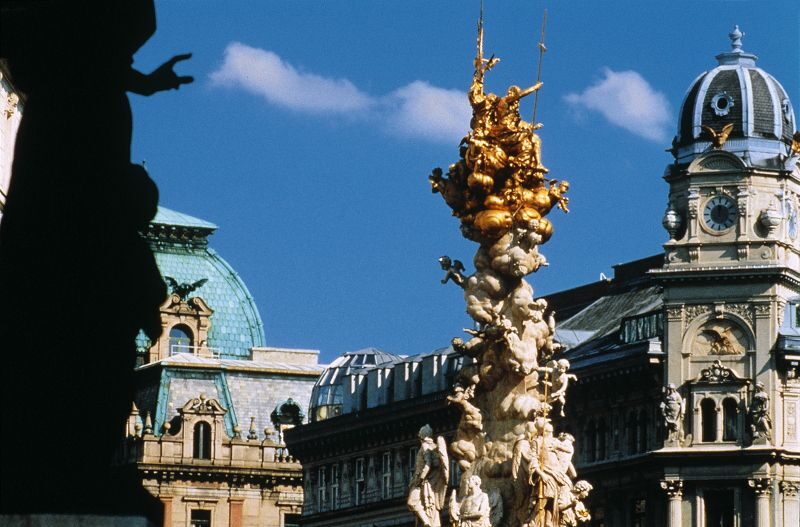 Vienna: Full-Day Private Tour including Schönbrunn Palace - FAQ