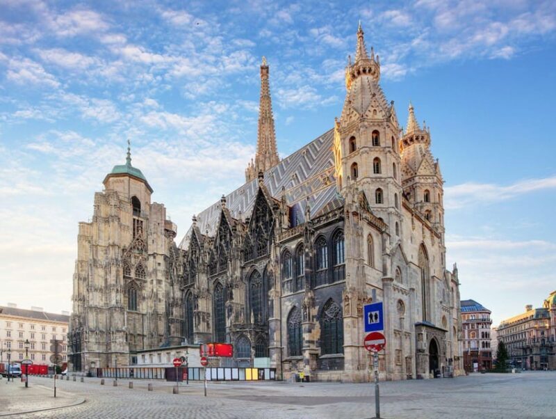 Vienna: Guided city tour through the highlights of Vienna's city center - Deep Dive into the Itinerary