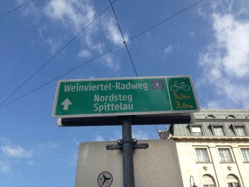 Vienna: Guided E-Bike Tour - Key Points