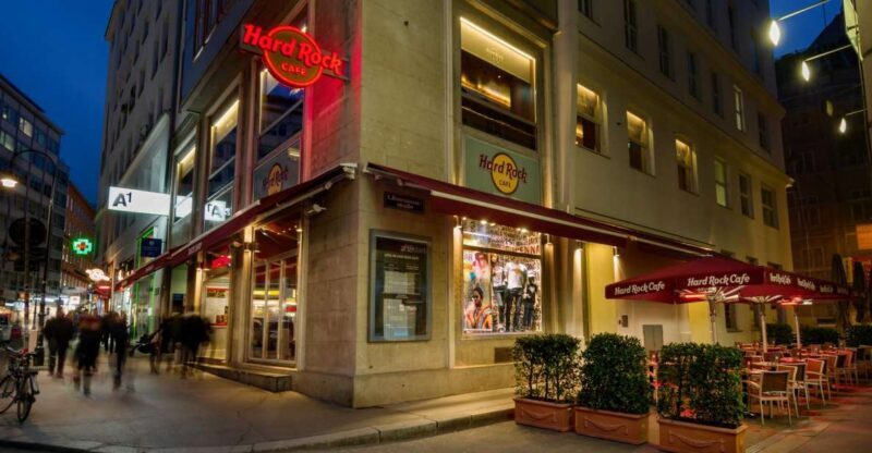 Vienna: Hard Rock Cafe with Set Menu for Lunch or Dinner - What We Love & What to Consider