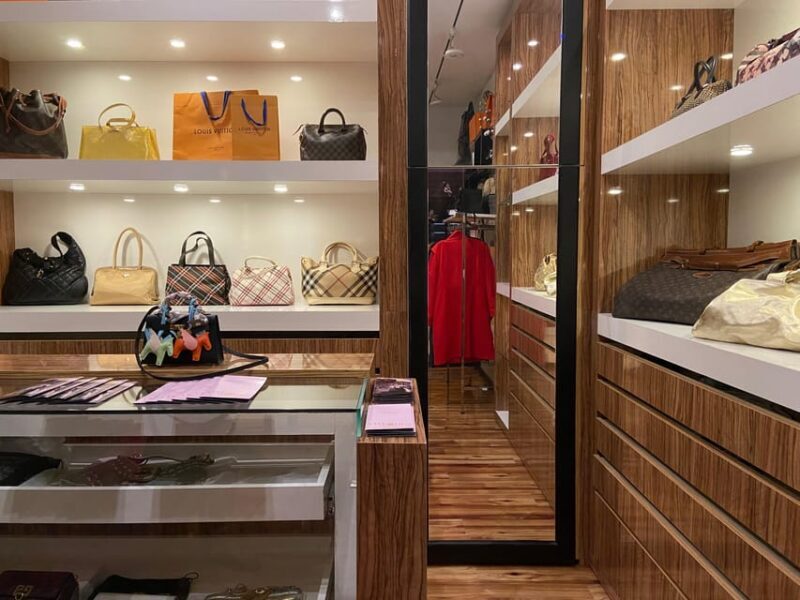 Vienna Holiday Shopping: Exclusive Designer Vintage Tour - Contextualizing the Experience