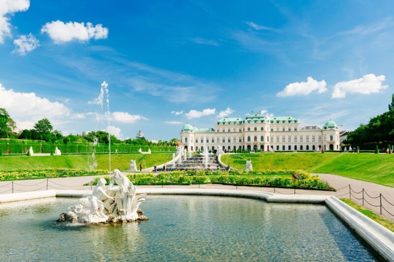 Vienna: Hop-On Hop-Off Sightseeing Bus Tour - FAQ