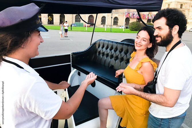 Vienna Oldtimer Tour (60 min) Incl. bottle of Prosecco - The Experience: Pros and Cons