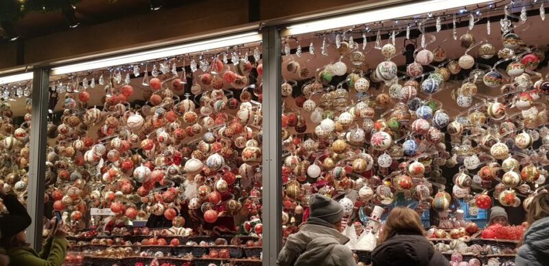 Vienna: Private Christmas Markets Tour with Drink & Snack - FAQ