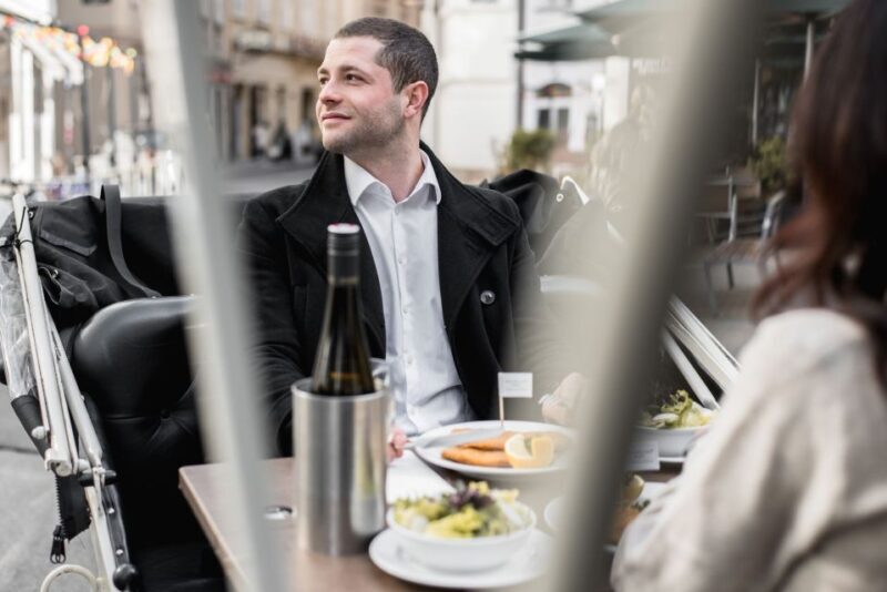 Vienna: Private Electro Odltimer Tour with Vegan Schnitzel - FAQs