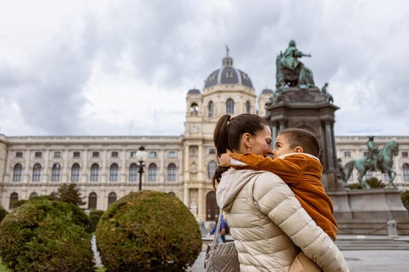 Vienna: Private Family Tour, City Highlights, Museum & Cake - Tropical Escape at the Palm House