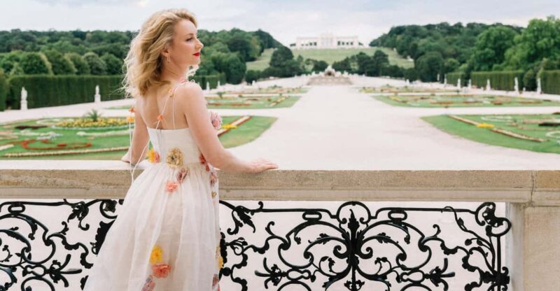 Vienna: Private Schönbrunn Gardens Photoshoot - Key Points