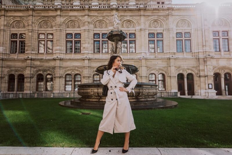 Vienna: Private Street Style Photoshoot in City Center - FAQ