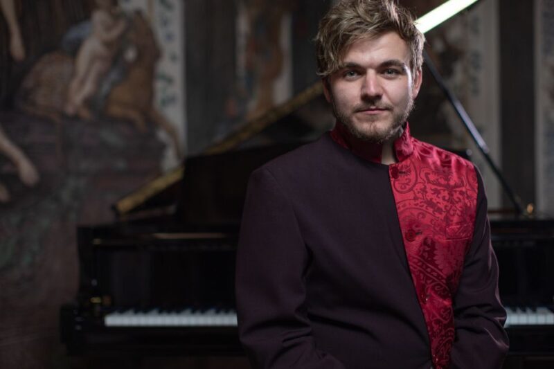Vienna: Romantic Classics Piano, Violin, and Cello Concert - Who Should Attend?