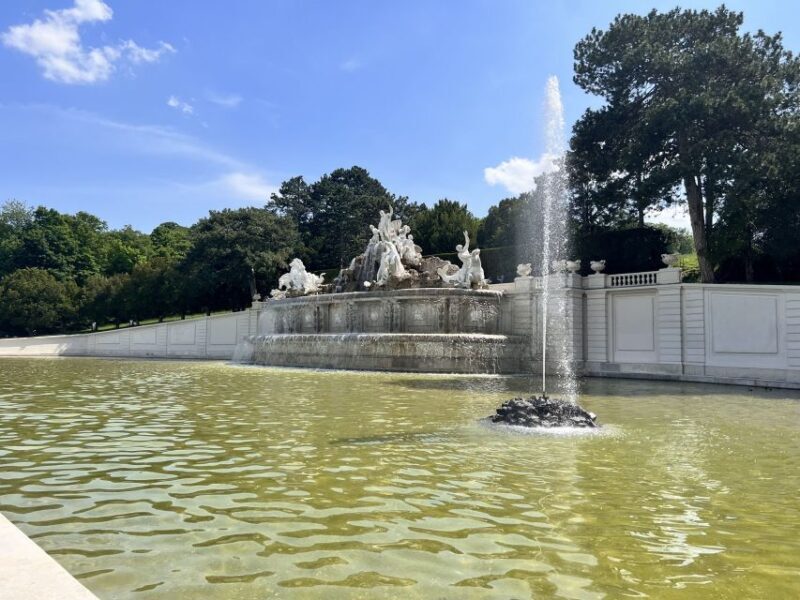 Vienna: Schönbrunn Palace & Garden Skip-the-Line Guided Tour - Key Points