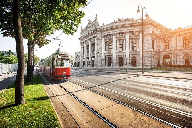 Vienna Sight & Gourmet Tour - individual private tour - Key Points