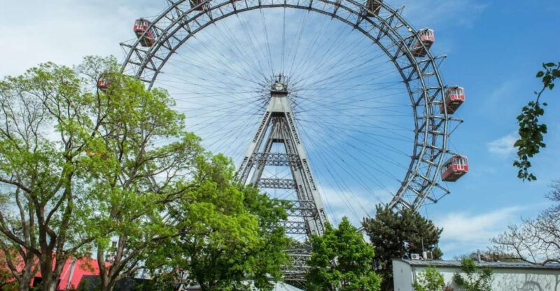 Vienna: Skip-the-cashier-desk-line Giant Ferris Wheel Ride - The Experience: What to Expect