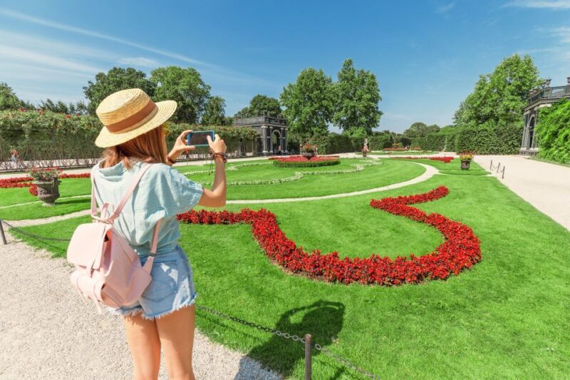 Vienna: Skip-the-Line Schonbrunn Palace and Gardens Tour - The Experience in Practice
