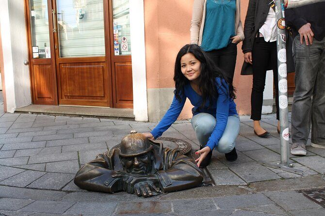 Vienna to Budapest and Bratislava Private 1 Day Tour with Guides - Practical Details and What to Expect