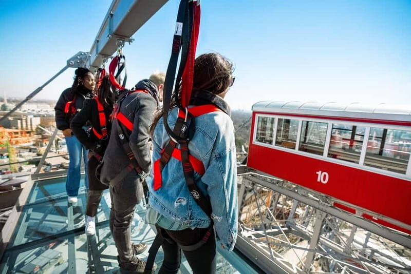 Vienna: Vienna Giant Ferris Wheel: Platform 9 Experience Ride - Key Points