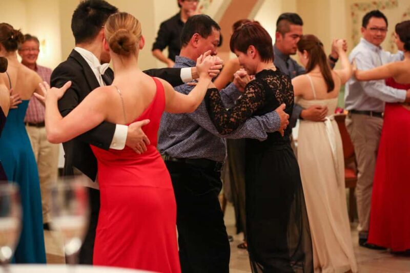 Vienna: Viennese Waltz Workshop for Couples - Who Will Love This Experience?