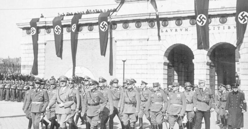 Vienna: World War II Historical Walking Tour - Key Points