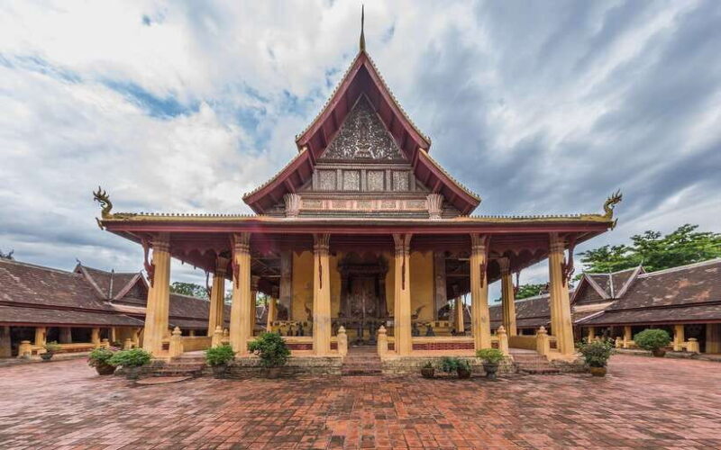 Vientiane: Private Full-Day Tour with Buddha Park and Lunch - Final Thoughts: Is This Tour Right for You?