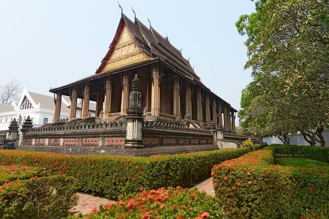 Vientiane Private Walking Tour With A Guide (Private Tour) - What the Tour Means for You as a Traveler