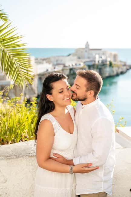 Vieste: a couple's photo tour at sunrise among romantic alleys and the sea. - Final Thoughts