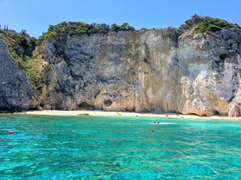 Vieste - Tremiti Islands: private tour by dinghy - FAQs