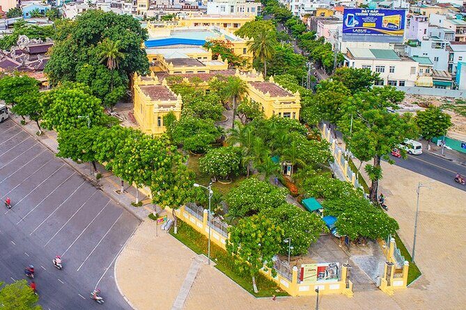 Vietnam Da Nang Museum of Cham Sculpture - Analyzing the Value