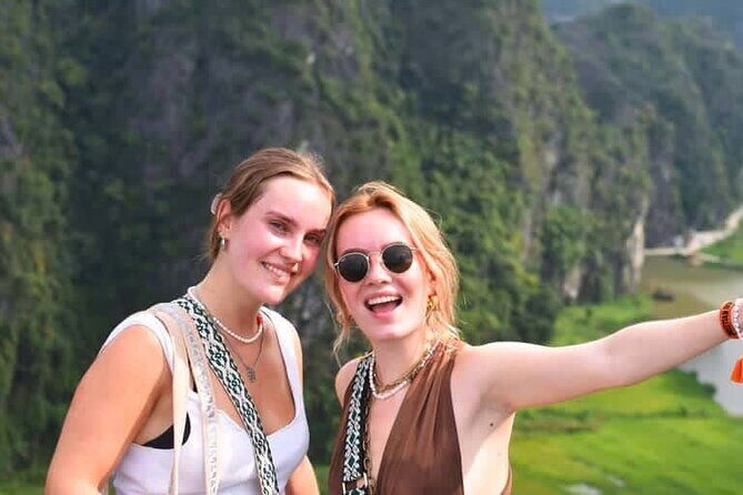 Vietnam in 17 Days | Stunning Beauty & Rich Culture |Top Packages - Exploring the Countryside and Villages in Sapa